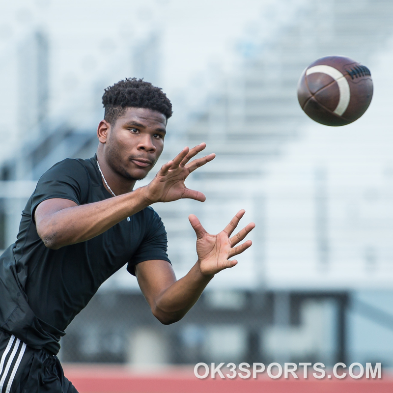 OK3Sports coverage of the Yoakum HS Football practice - OK3Sports