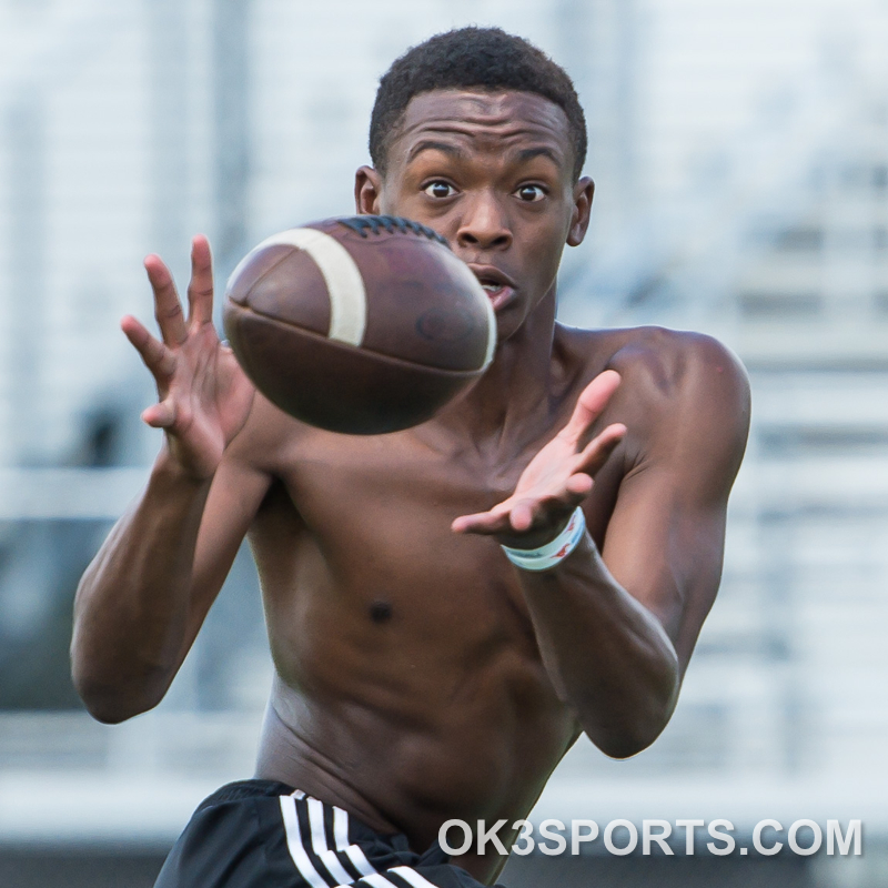 OK3Sports coverage of the Yoakum HS Football practice - OK3Sports