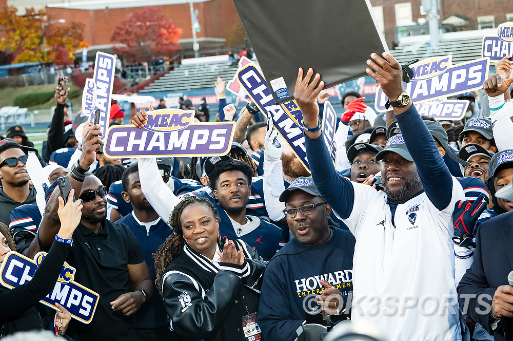 FOOTBALL: Howard 14, Morgan State 7; Bison hold on to win 2023 MEAC ...